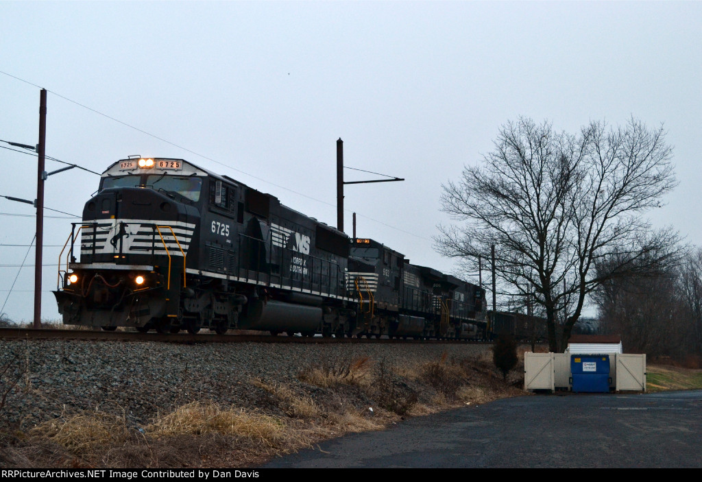 NS SD60I 6725 leadl 17G